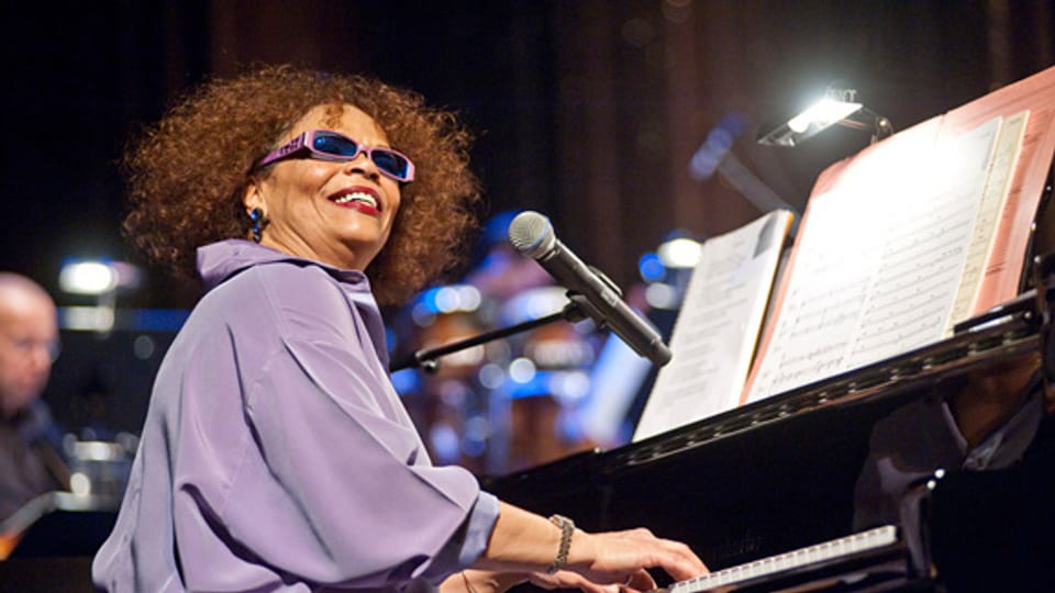 Tânia Maria - Pianistin und Sängerin mit Leib und Seele - Audio ...