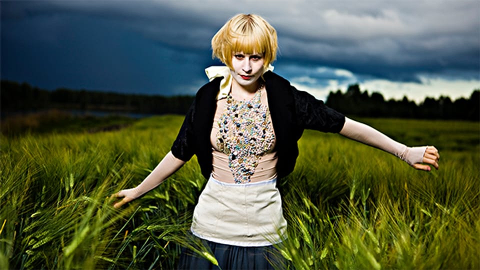 Die norwegische Pop-Feministin Jenny Hval - Audio & Podcasts - SRF