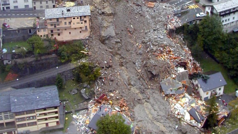 Heute vor 15 Jahren: Erdrutsch verschüttet das Dorf Gondo VS - Audio ...
