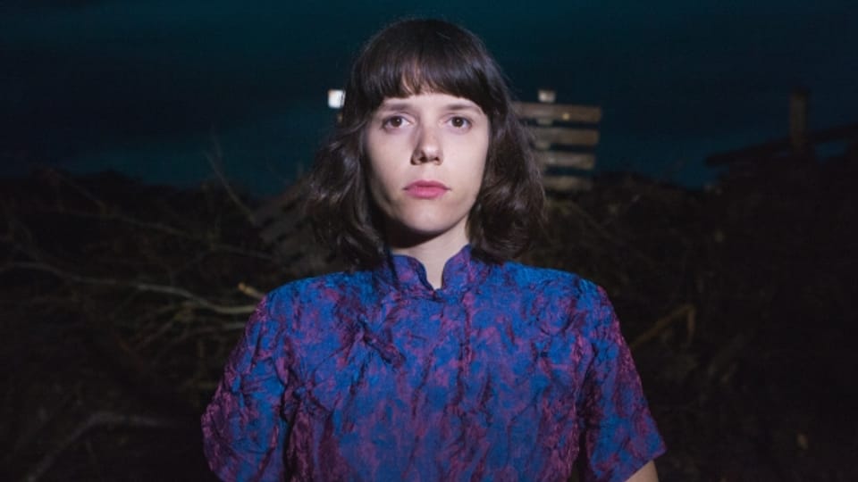 Anna Erhard: die Sängerin der Basler Band Serafyn macht es alleine ...