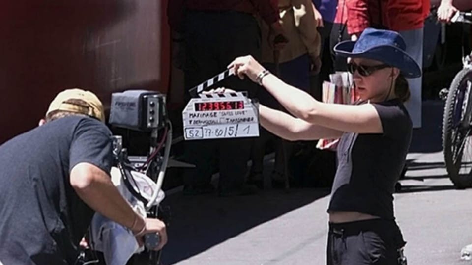 Lusche Casting-Firma sucht im Internet Opfer - Audio & Podcasts - SRF