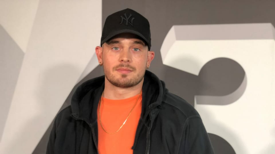 Loco Escrito mit neuen Songs live im Studio - Audio & Podcasts - SRF