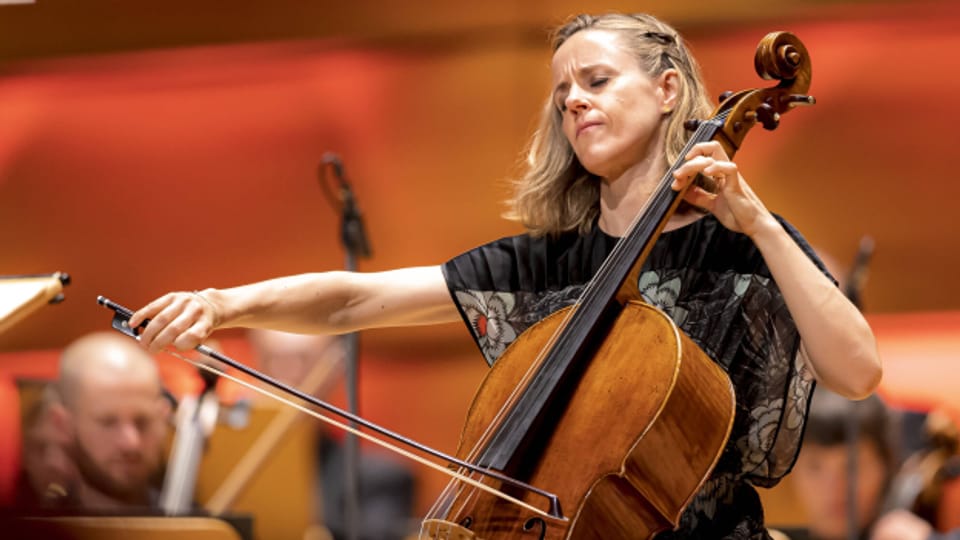 Sol Gabetta, Cellistin - Audio & Podcasts - SRF