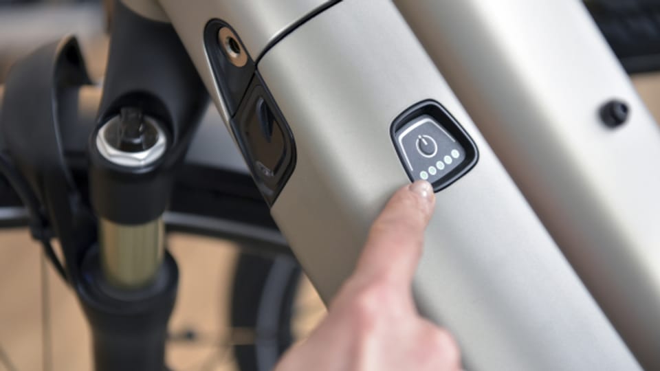 Sport machen mit dem E-Bike - bloss mit welchem? - Audio & Podcasts - SRF