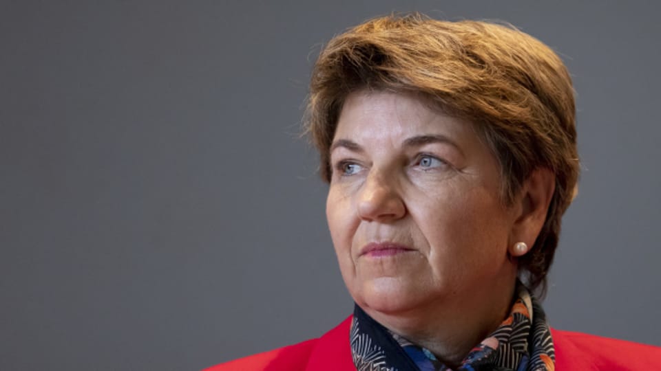 VBS lässt Kauf der Leopard-1-Panzer untersuchen - Audio & Podcasts - SRF