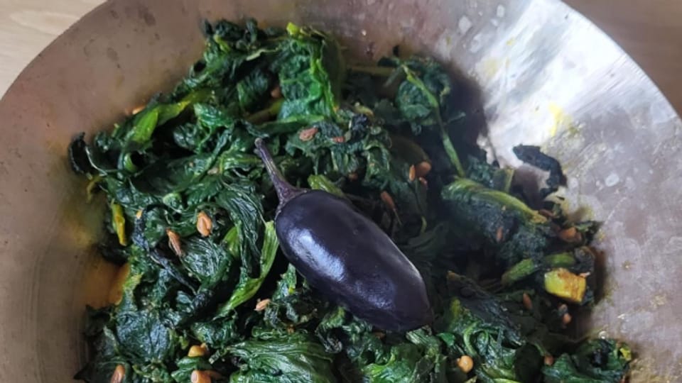 Nepalesische Küche: Chhoyla & Rayo Saag - Audio & Podcasts - SRF