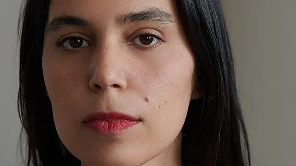 Ella Ronen lässt mit ihrem neuen Album keine Fragen offen - Audio ...