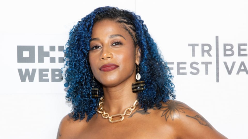 Die Poetin der eigenen Stimme: Aja Monet - Audio & Podcasts - SRF