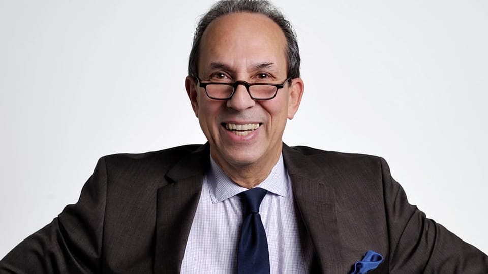 Raymond Fein: Der legendäre Traumpaar-Moderator - Audio & Podcasts - SRF