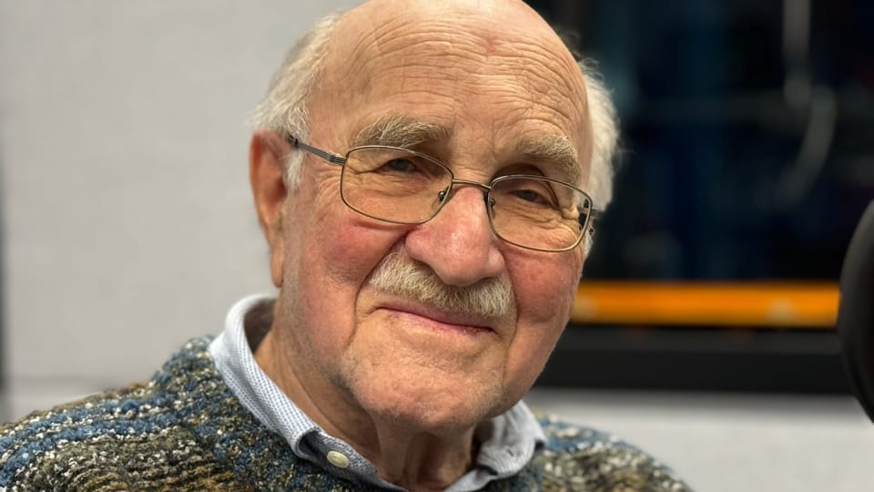 Egon Holländer: «Wir waren nur noch Skelette mit Haut» - Audio ...