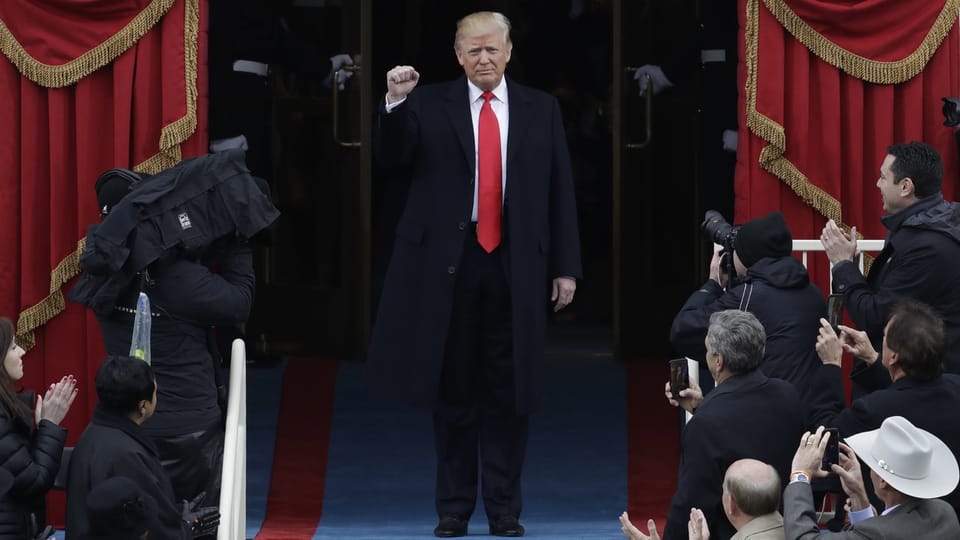 Müssen Medien über alles berichten, was Trump sagt? - Audio & Podcasts ...