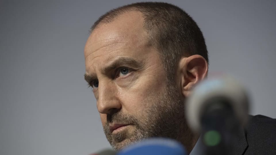 Heute vor 5 Jahren: Erster bekannter Corona-Fall in der Schweiz - Audio & Podcasts - SRF