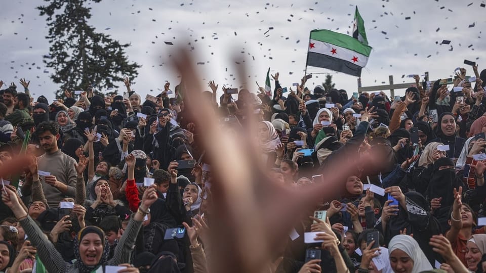 Die wichtige Rolle der Kurdinnen und Kurden in Syrien - Audio ...