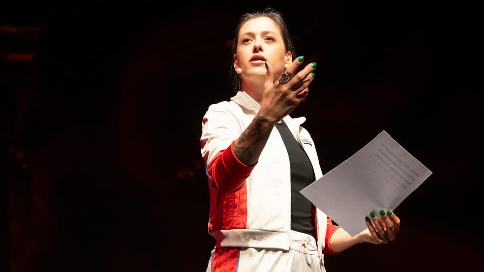 «Salzburger Stier 2025» - die Schweizer Preisträgerin Lisa Christ ...