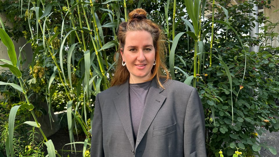 Nina Valotti spielt ihre «SRF 3 Best Talent»-Livesession - Audio ...