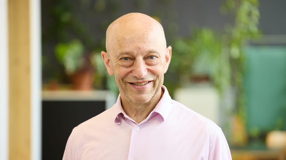 Daniel Bloch: «Bund soll den Zollunterschied zur EU übernehmen» - Audio & Podcasts - SRF