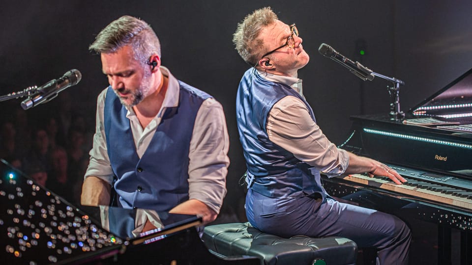 Chris & Mike: 34 Jahre, zwei Flügel, eine Premiere! - Audio & Podcasts ...