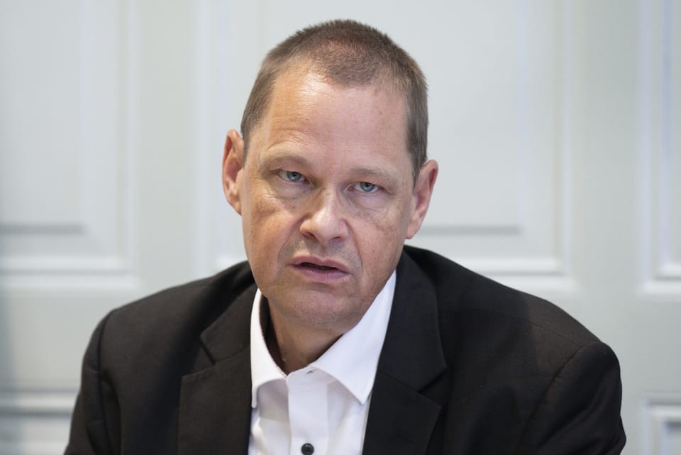 Samstagsrundschau: Wie wollen Sie das Land aufrüsten, Urs Loher ...