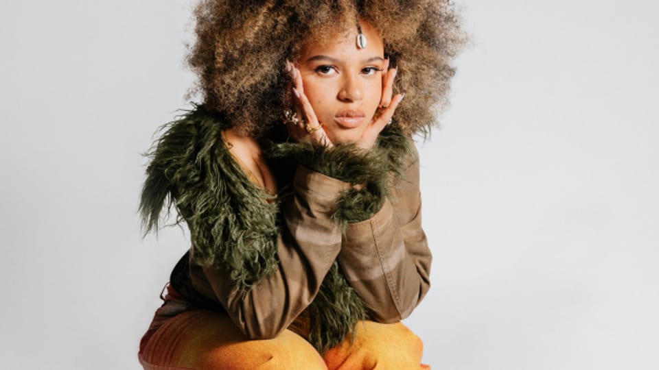 Female Music Special mit LAKNA - Audio & Podcasts - SRF